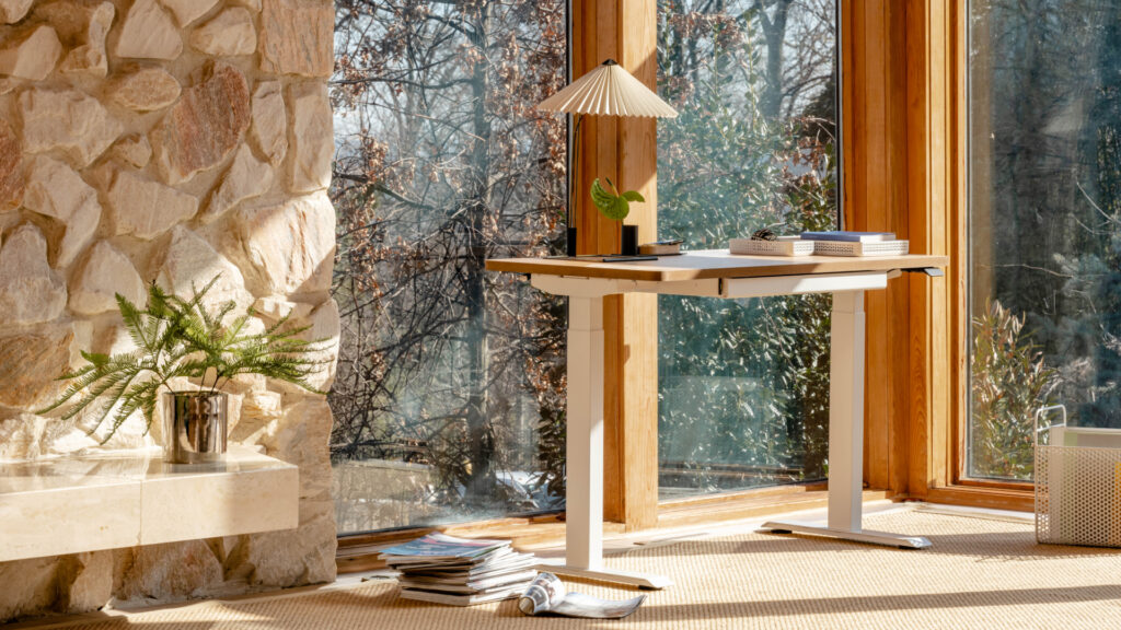 Meet the Duo Desk: The New Standard for Office Desks - Comgrove